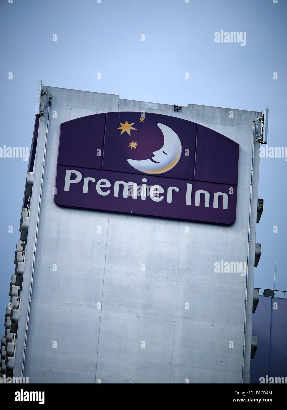 Premier Inn Logo Stockfotos und -bilder Kaufen - Alamy