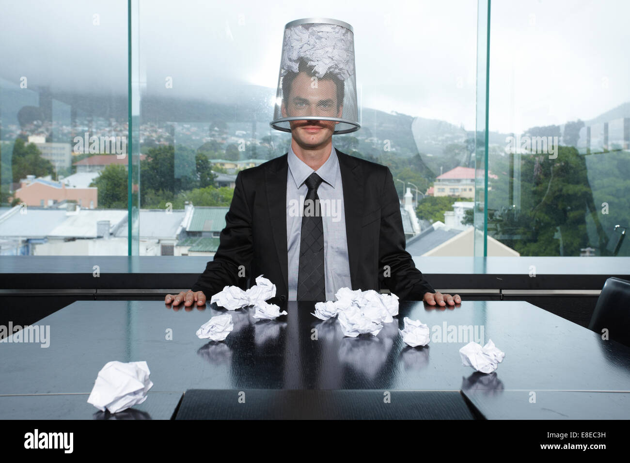 Fenster box symbol -Fotos und -Bildmaterial in hoher Auflösung – Alamy