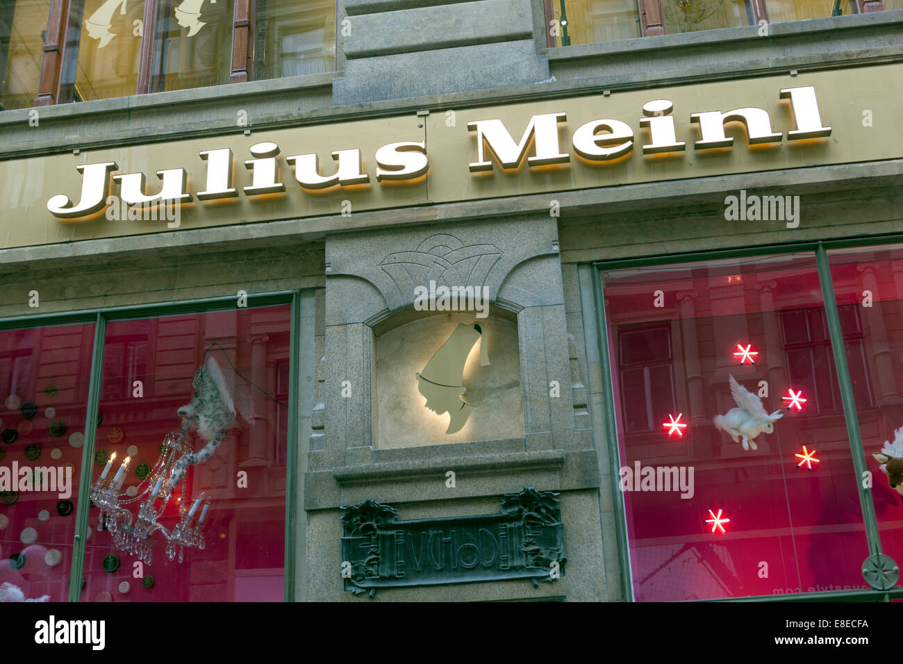 Julius meinl logo sign -Fotos und -Bildmaterial in hoher Auflösung – Alamy