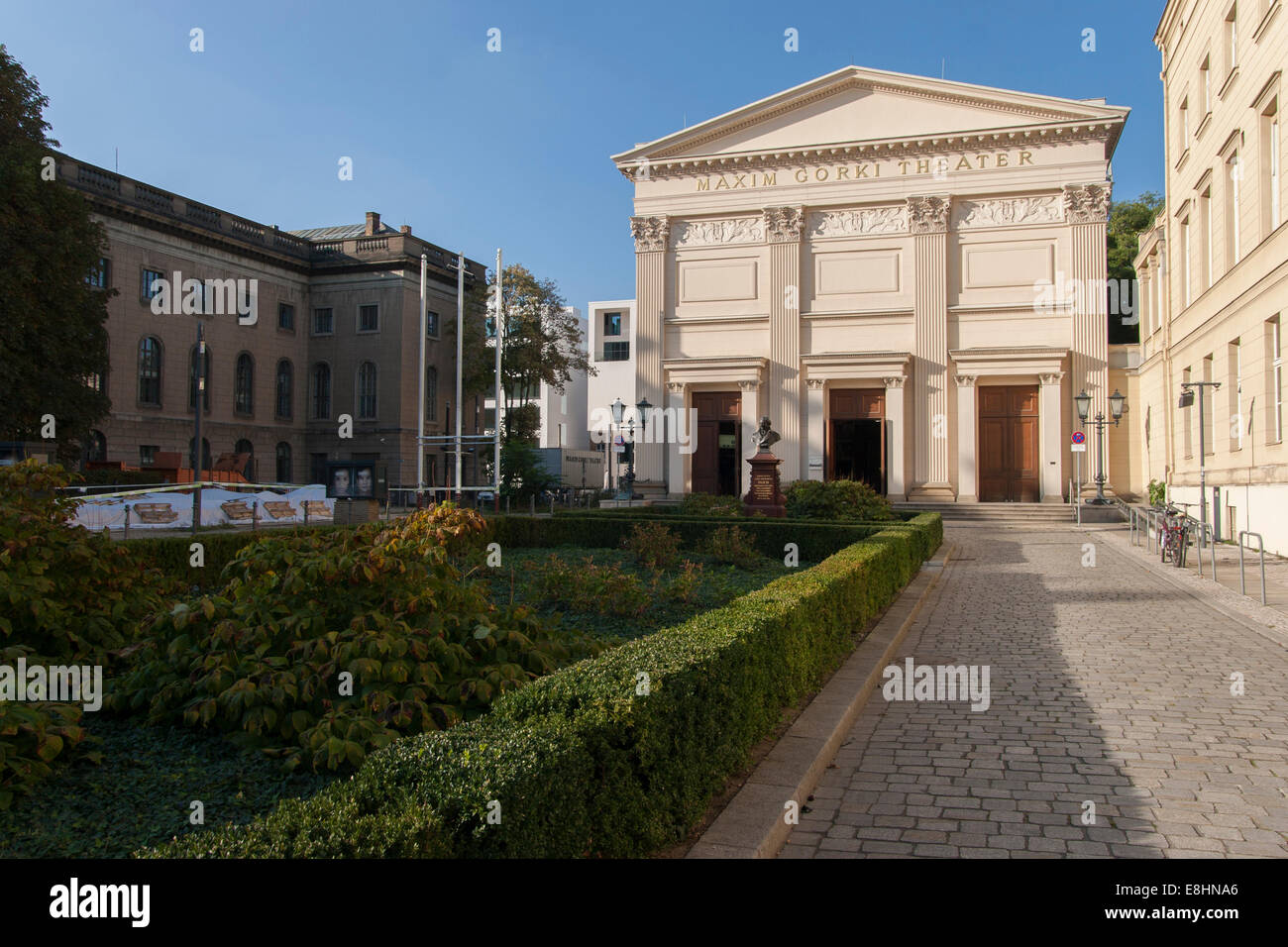 Maxim-Gorki-Theater Berlin Deutschland Europa Stockfotografie - Alamy
