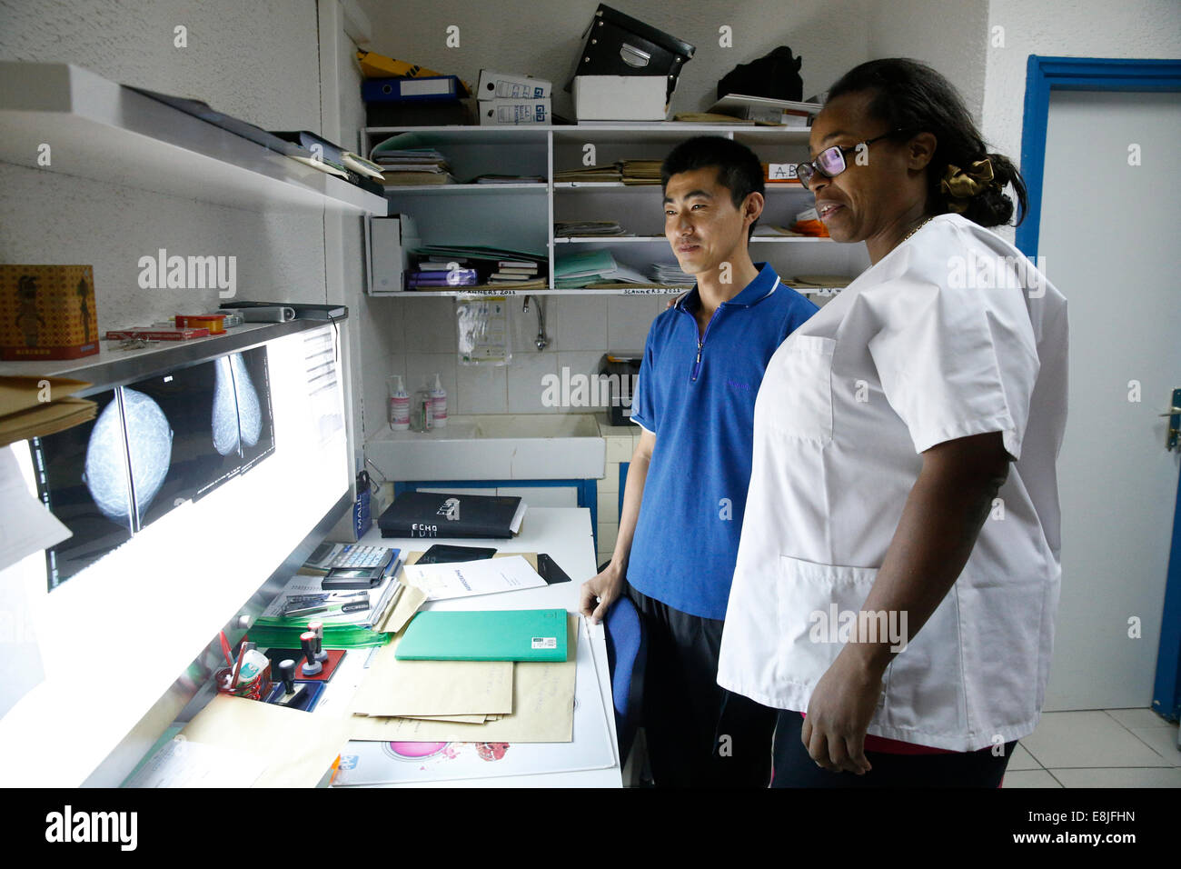 Medisch onderzoek Stockfotos und -bilder Kaufen - Alamy