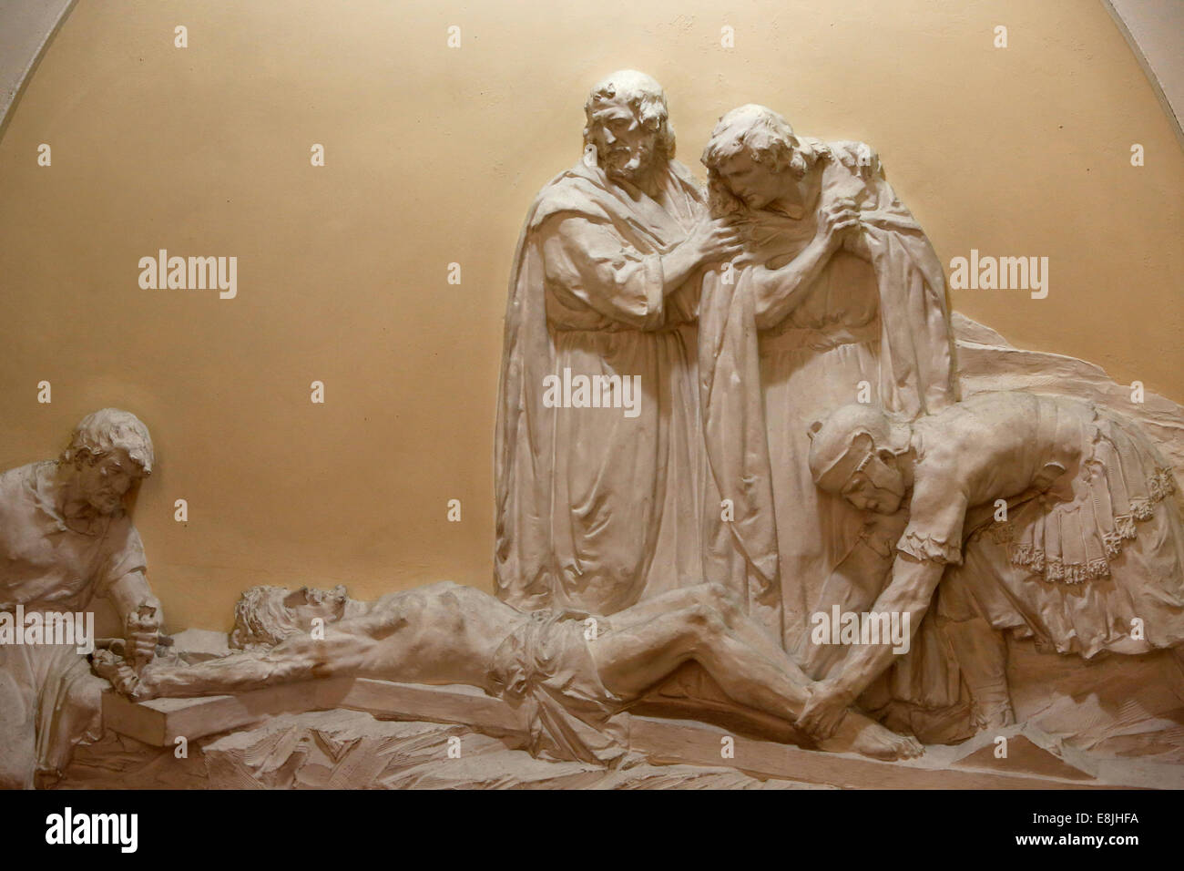 Jesus am kreuz genagelt -Fotos und -Bildmaterial in hoher Auflösung – Alamy