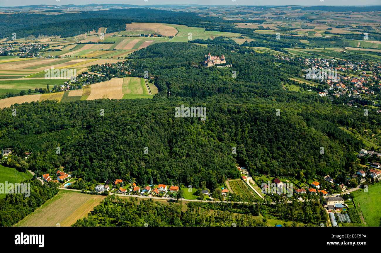 Luftbild, mittelalterliche Burg Burg Kreuzenstein, Leobendorf ...