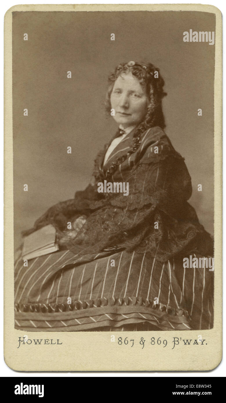 1800 s Carte-de-Visite (CDV) von Harriet Beecher Stowe (1811 – 1896), Abolitionist und Autor von ...