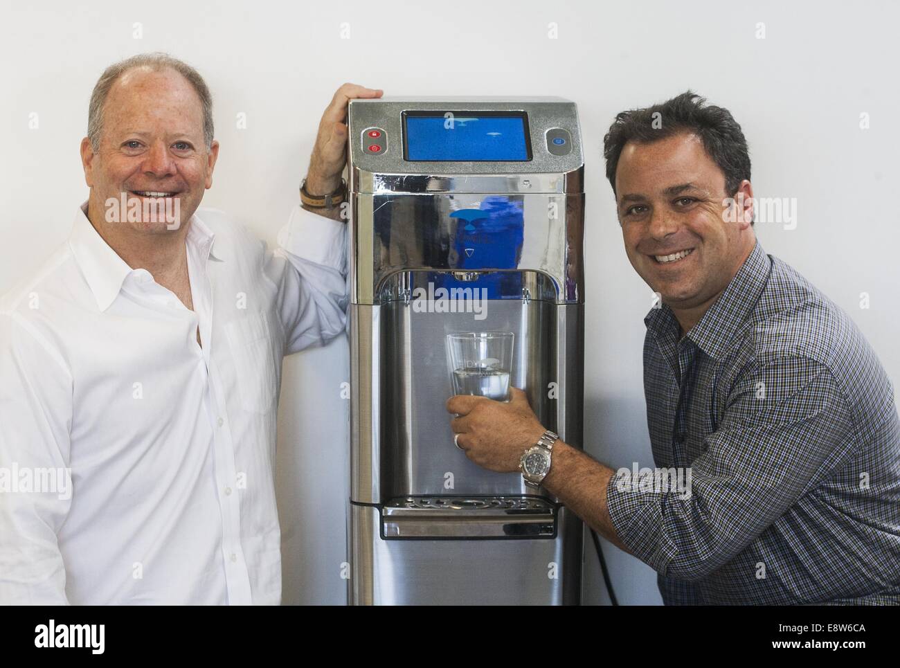 Los Angeles, Kalifornien, USA. 24. Sep, 2014. Jonathan Carson, rechts ...