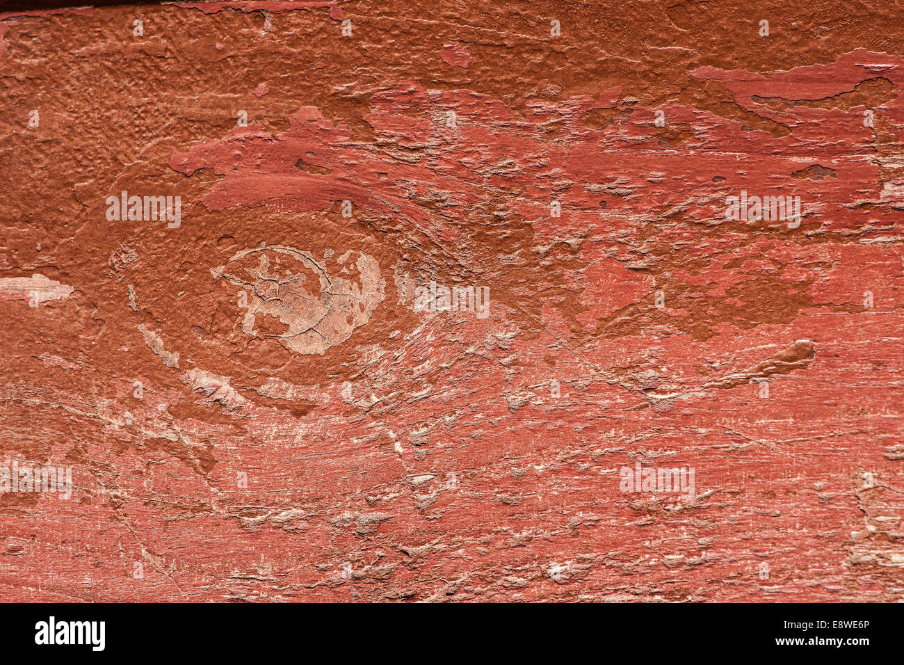 Stark lackiert rot Holz Textur. Mehrfach lackiert Holzbrett mit einem ...