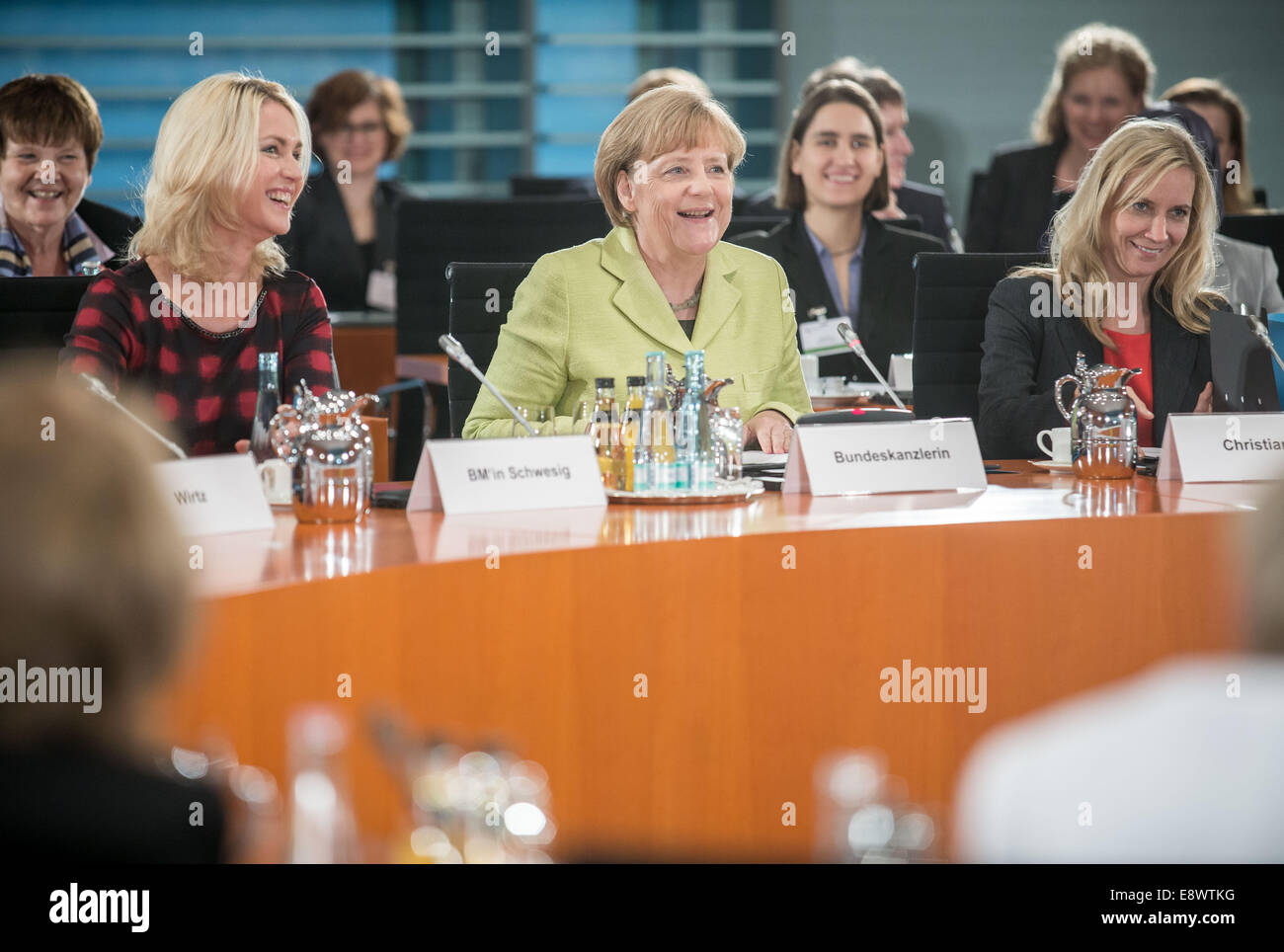 Berlin, Deutschland. 15. Oktober 2014. Bundeskanzlerin Angela Merkel ...