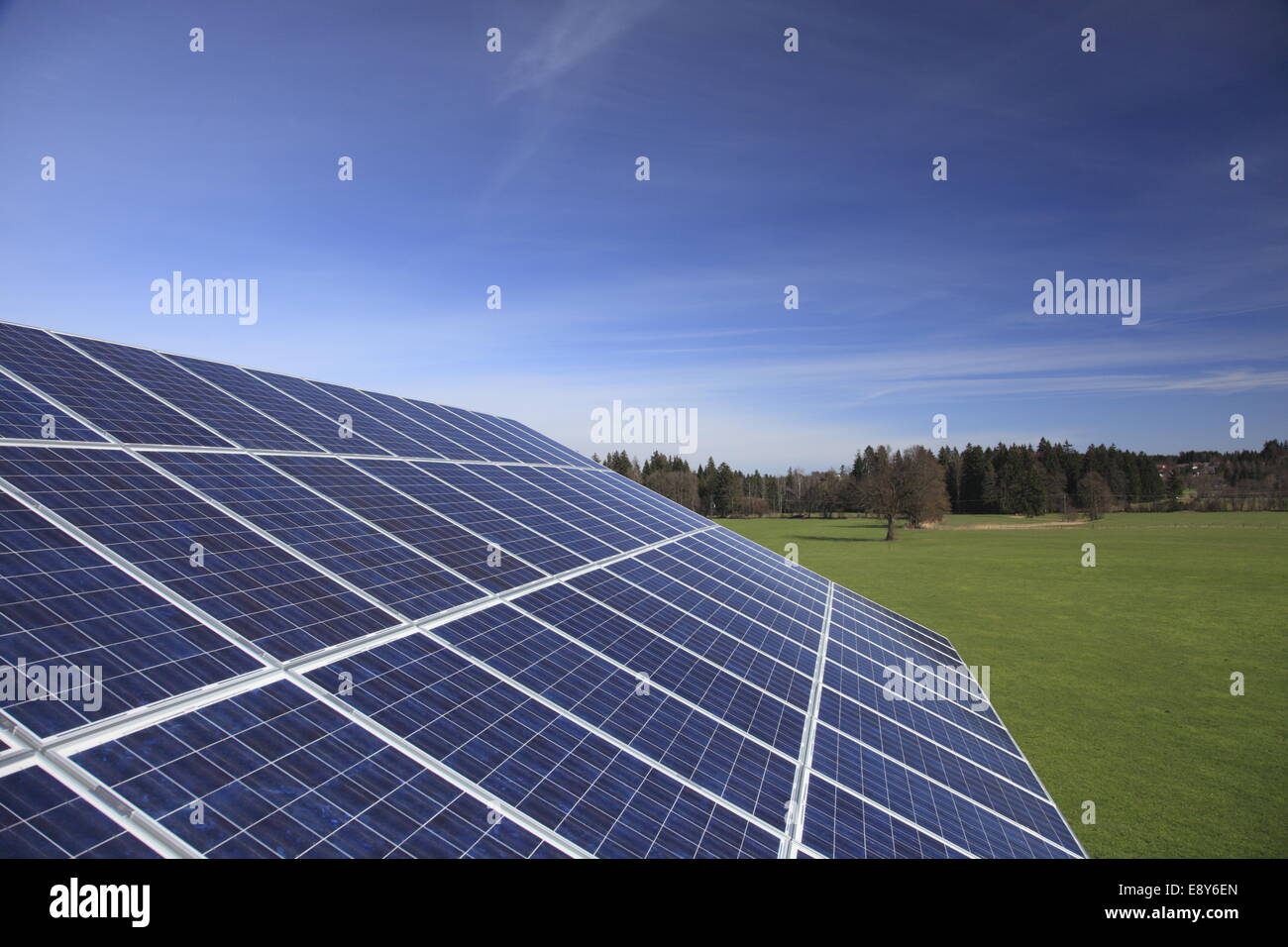 Solar zelle -Fotos und -Bildmaterial in hoher Auflösung – Alamy