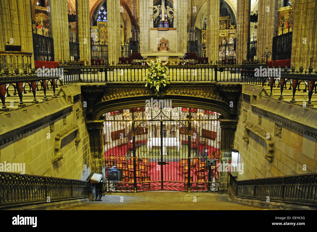 Krypta der kathedrale von barcelona -Fotos und -Bildmaterial in hoher ...