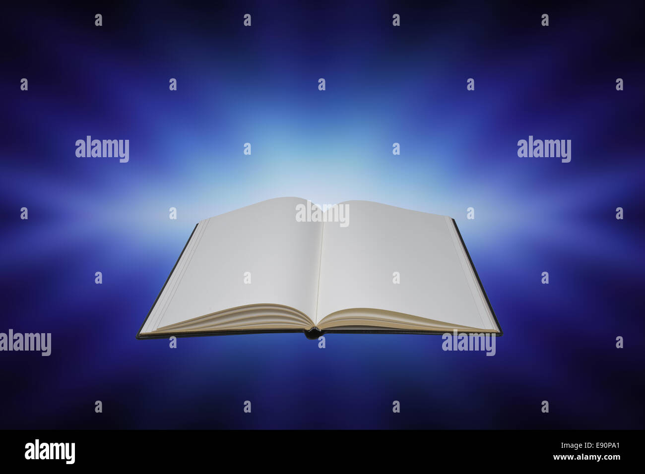 Magical book -Fotos und -Bildmaterial in hoher Auflösung – Alamy