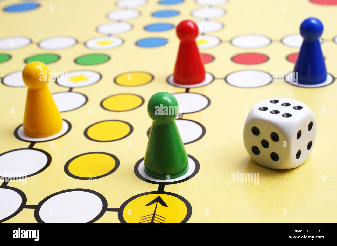 Halma spiel halma game -Fotos und -Bildmaterial in hoher Auflösung – Alamy