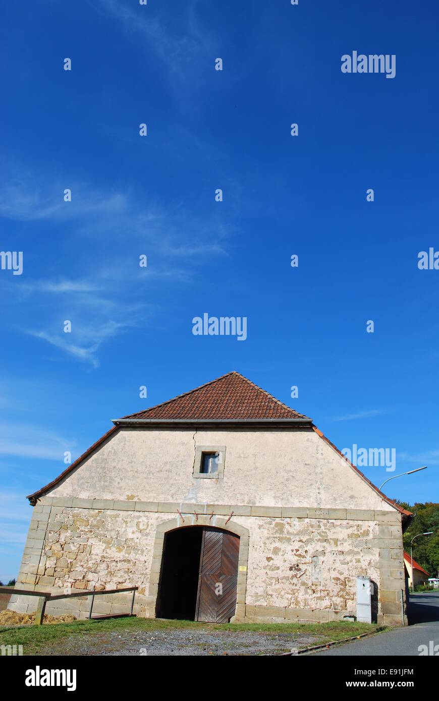 Historische scheune -Fotos und -Bildmaterial in hoher Auflösung – Alamy