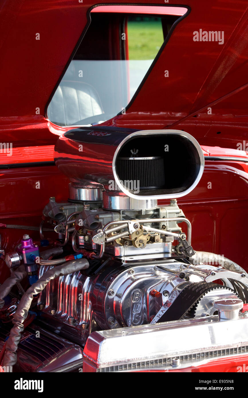 Chevy 350 engine -Fotos und -Bildmaterial in hoher Auflösung – Alamy