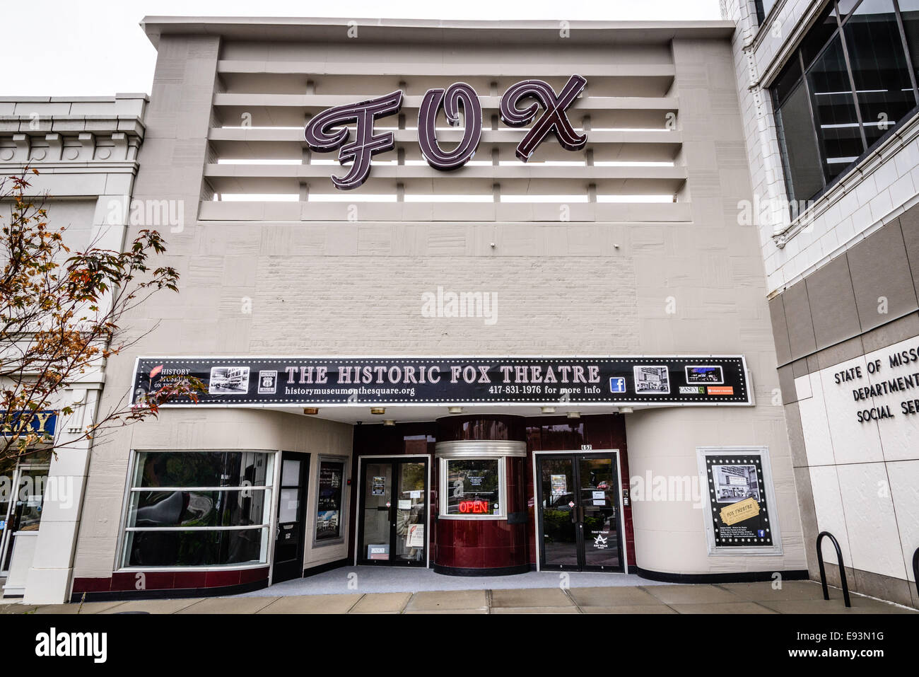 History Museum am Platz, historische Fox Theater, 157 Park Central ...