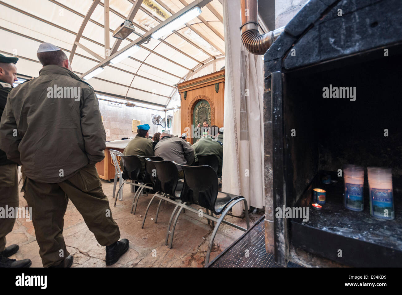 Höhle von machpela -Fotos und -Bildmaterial in hoher Auflösung – Alamy