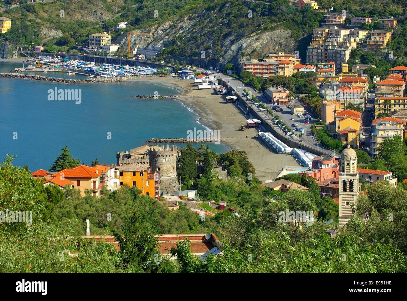 Levanto architektur -Fotos und -Bildmaterial in hoher Auflösung – Alamy