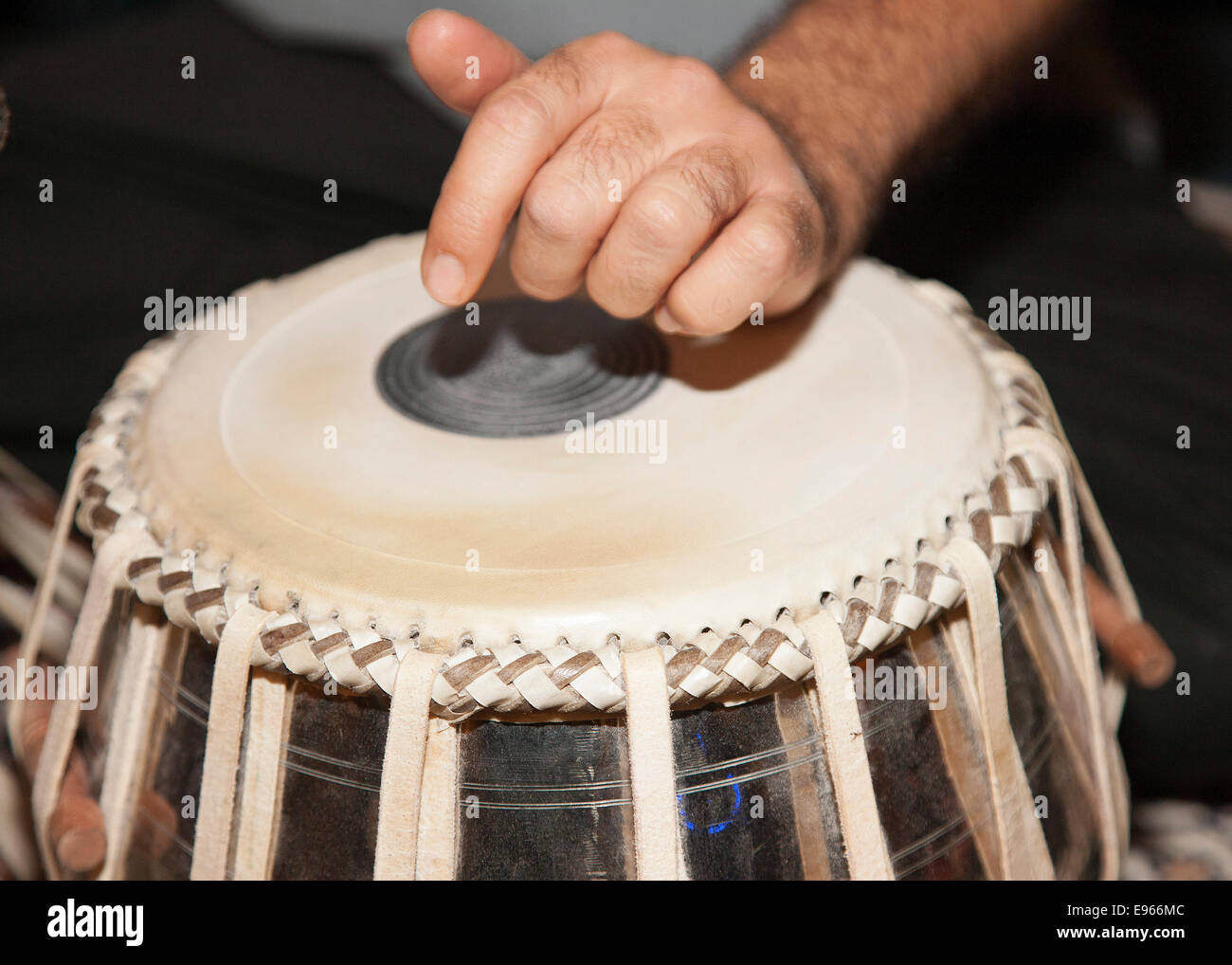 Tabla indiano -Fotos und -Bildmaterial in hoher Auflösung – Alamy