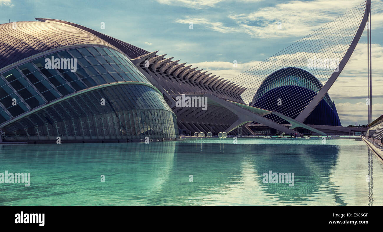 Moderne architektur valencia -Fotos und -Bildmaterial in hoher ...