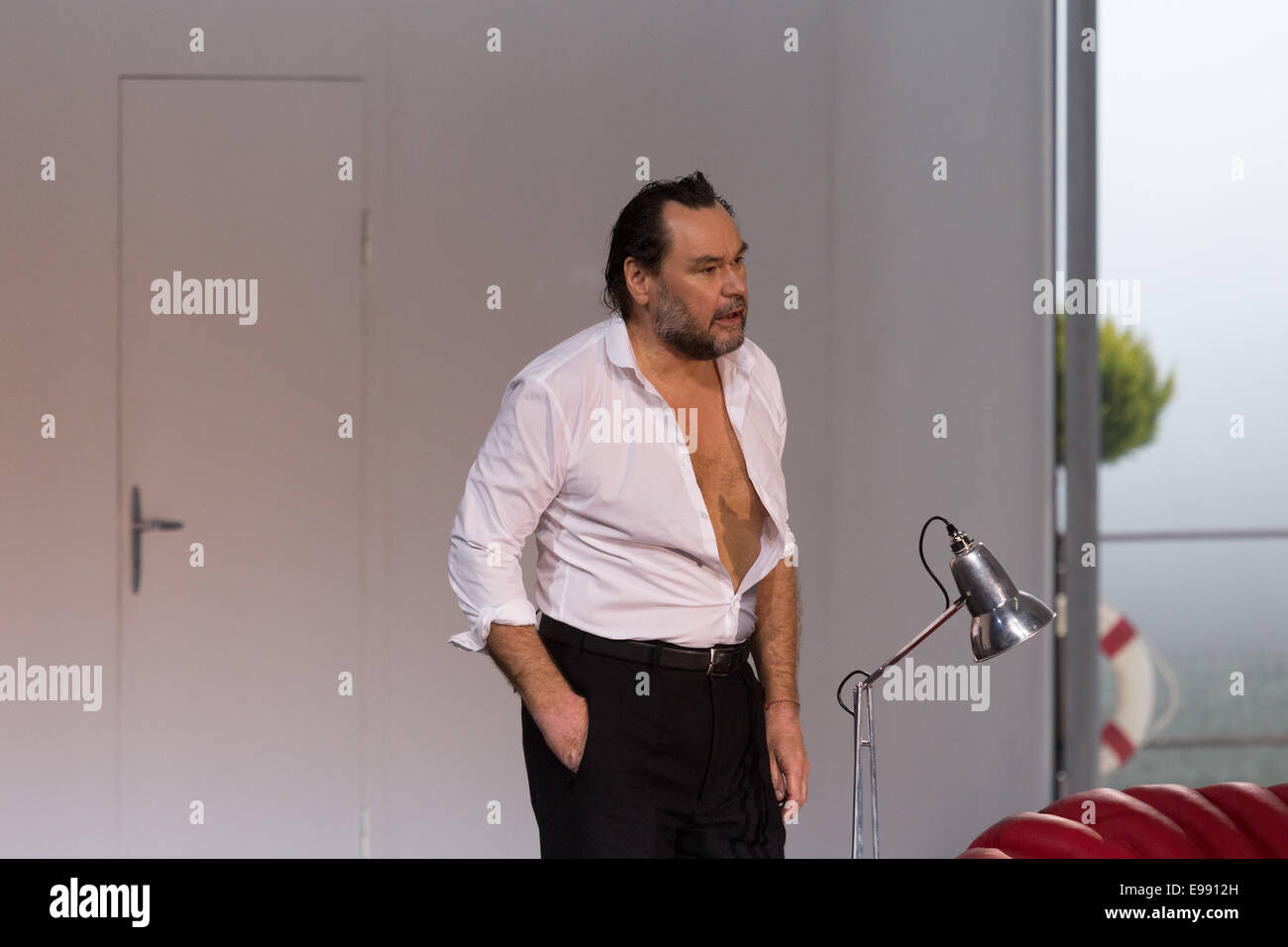 Maxim Gorki Spiel "Vassa Zheleznova" wurde am Hamburger Schauspielhaus am 17. Oktober 2014 ...