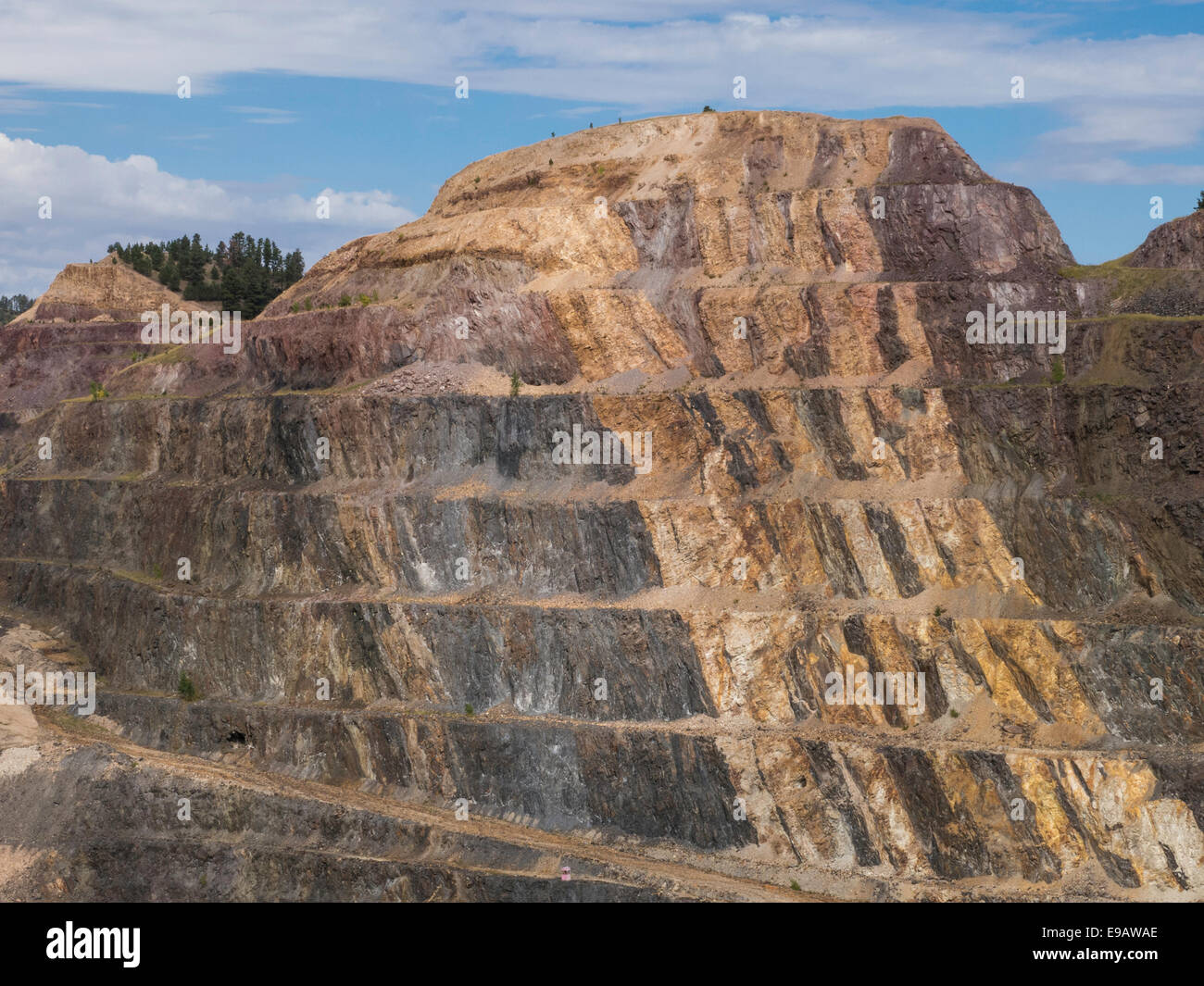 Open pit gold extraction -Fotos und -Bildmaterial in hoher Auflösung ...