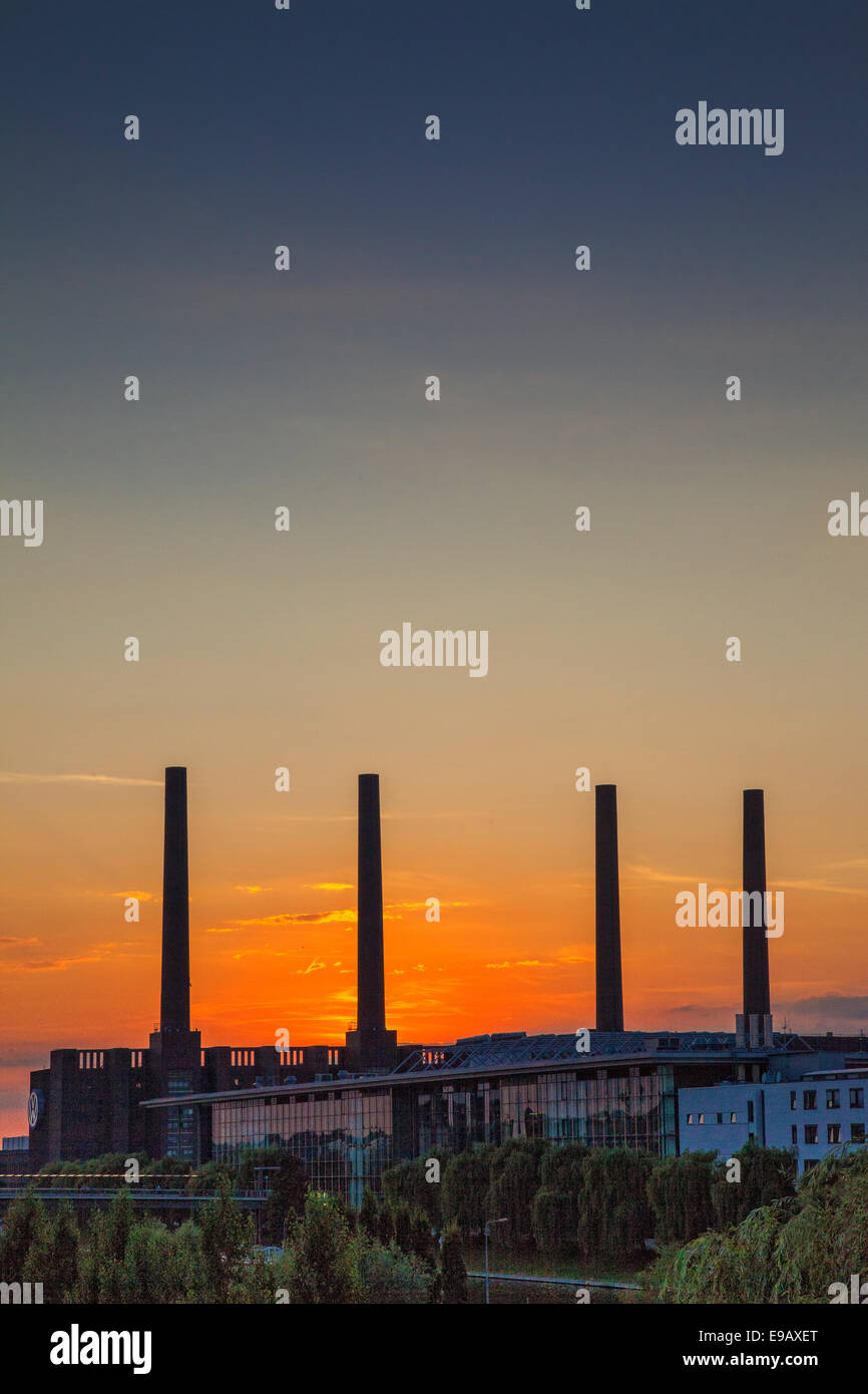 Vw autostadt wolfsburg lower germany -Fotos und -Bildmaterial in hoher Auflösung - Seite 3 - Alamy