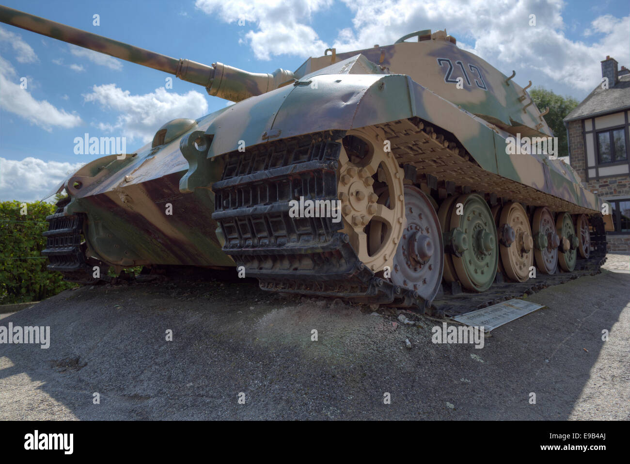 Panzer des deutschen tigers ww2 -Fotos und -Bildmaterial in hoher ...