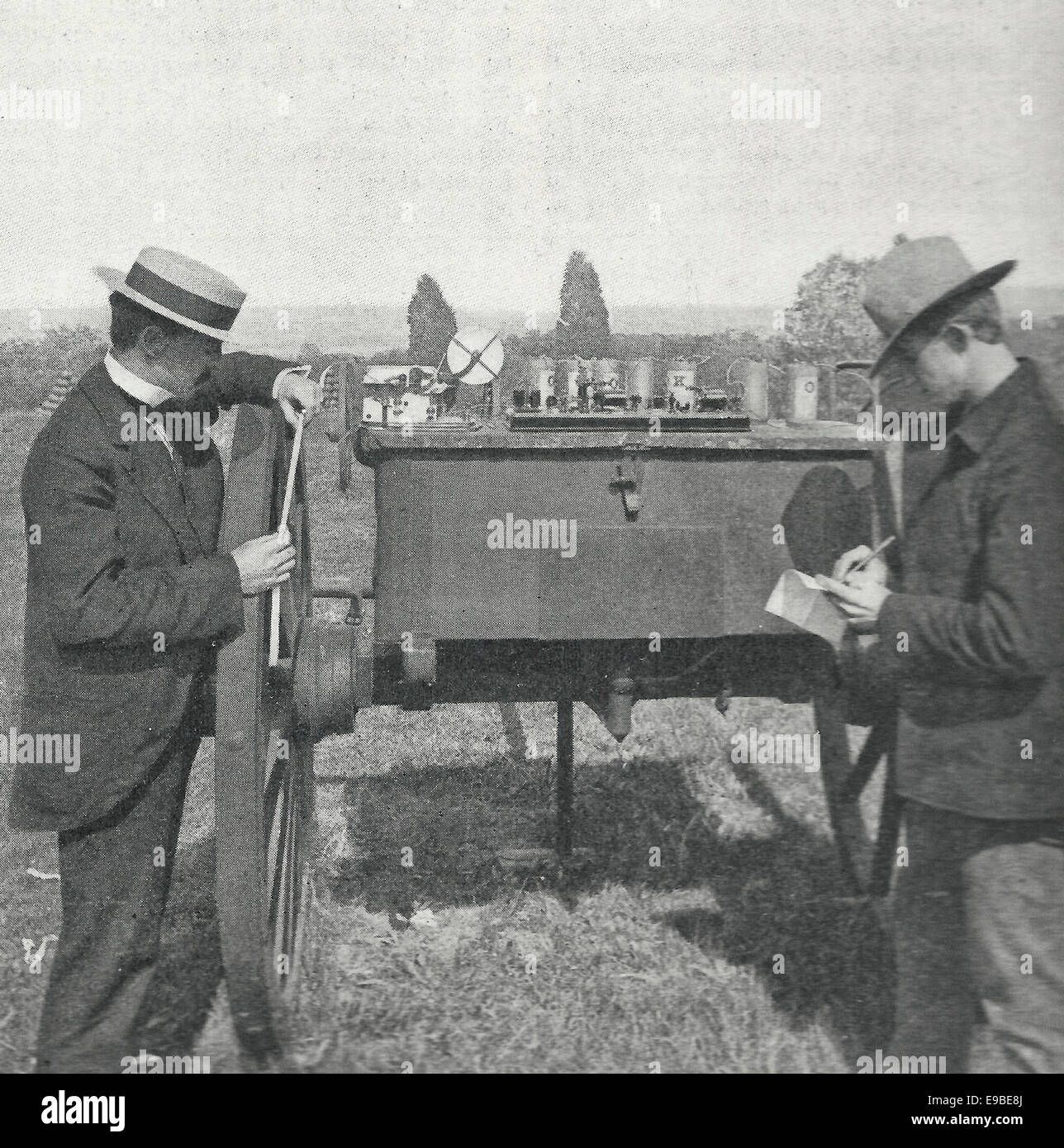 Telegraph operator -Fotos und -Bildmaterial in hoher Auflösung – Alamy