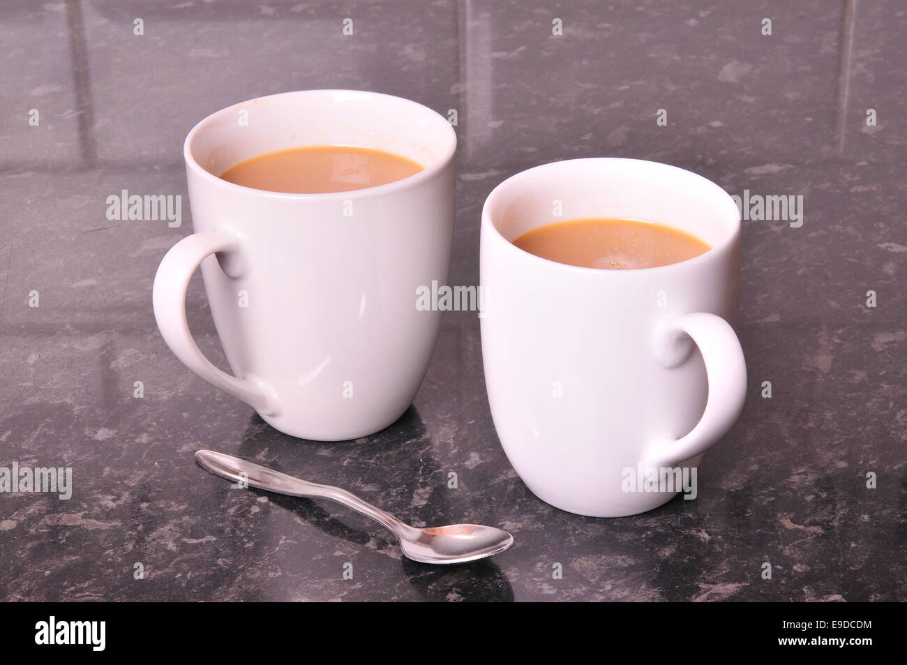 Two mugs -Fotos und -Bildmaterial in hoher Auflösung – Alamy