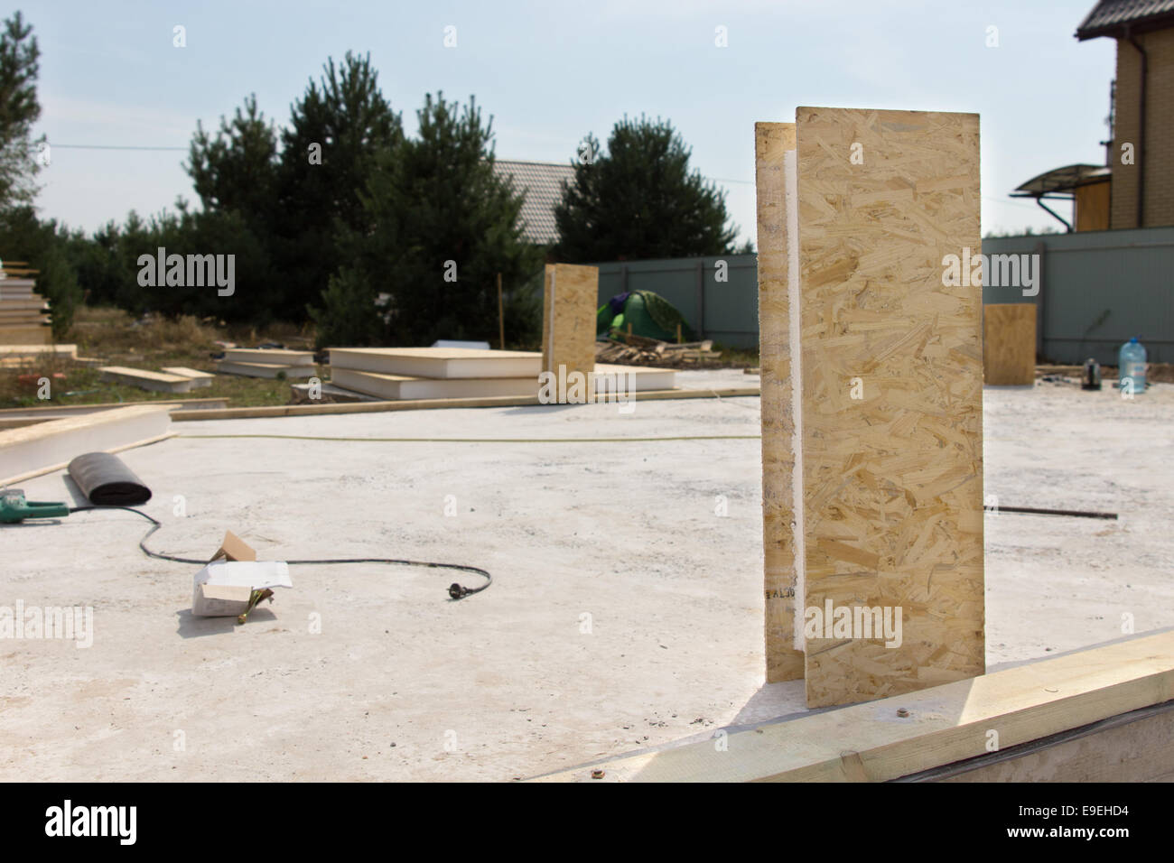 Schaumbeton größen -Fotos und -Bildmaterial in hoher Auflösung – Alamy