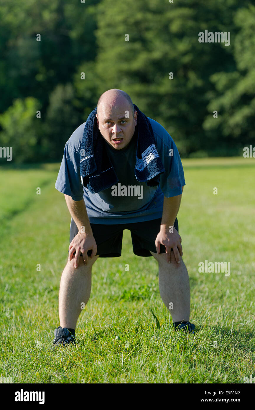 Fettleibig mann -Fotos und -Bildmaterial in hoher Auflösung – Alamy