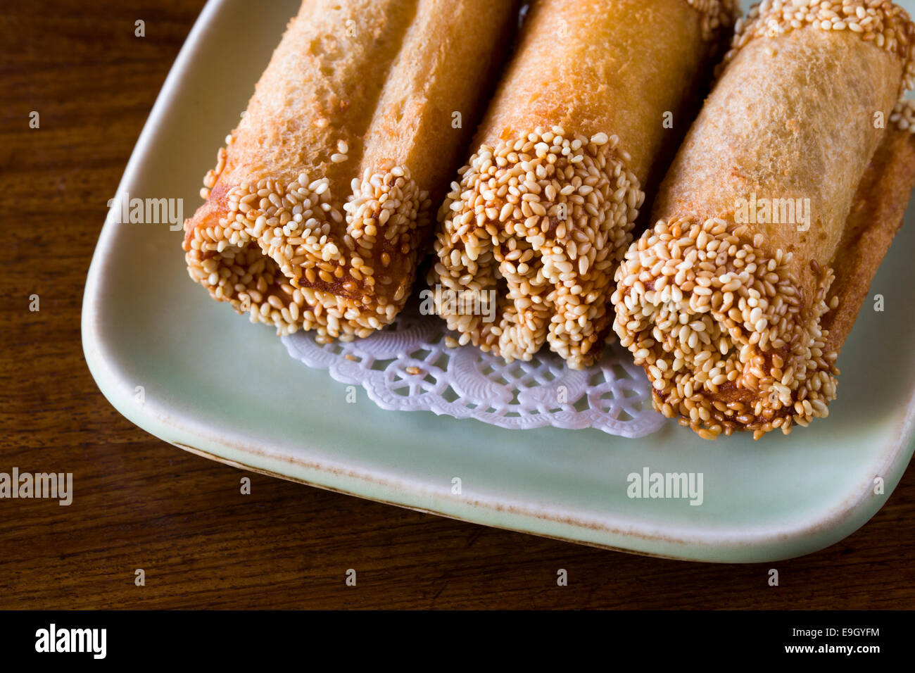 Dim sum gebratener taro -Fotos und -Bildmaterial in hoher Auflösung – Alamy