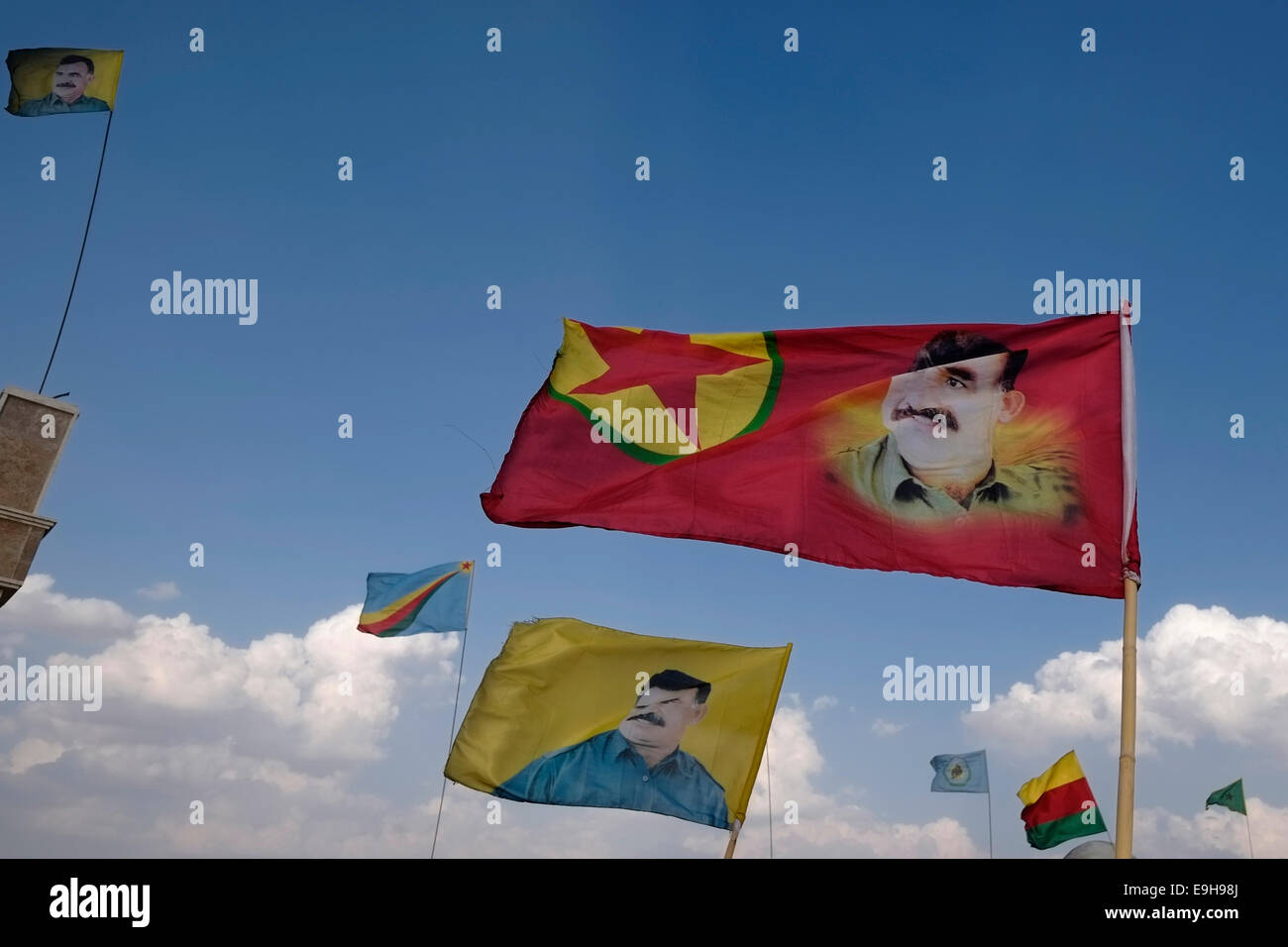 Pkk flag -Fotos und -Bildmaterial in hoher Auflösung – Alamy