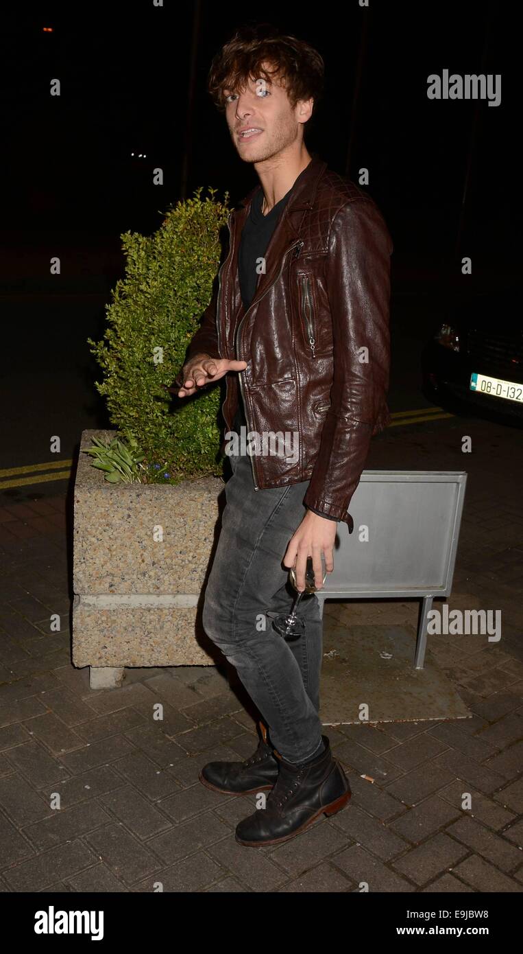 Paolo Nutini, Michelle Heaton, Kasey Smith und Jason Sherlock kommen ...