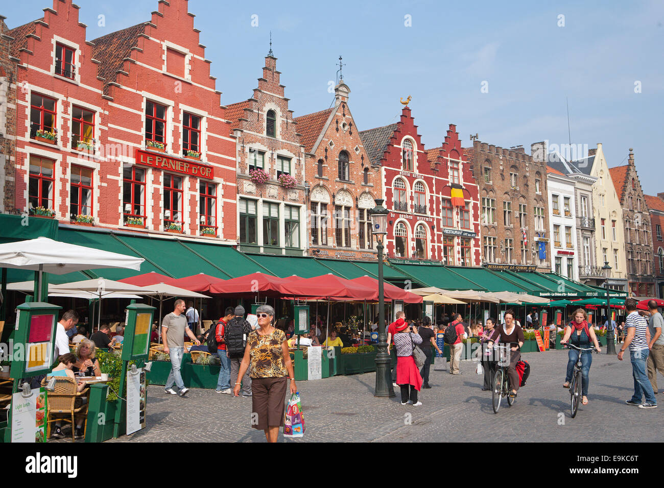 Brügge marktplatz -Fotos und -Bildmaterial in hoher Auflösung – Alamy