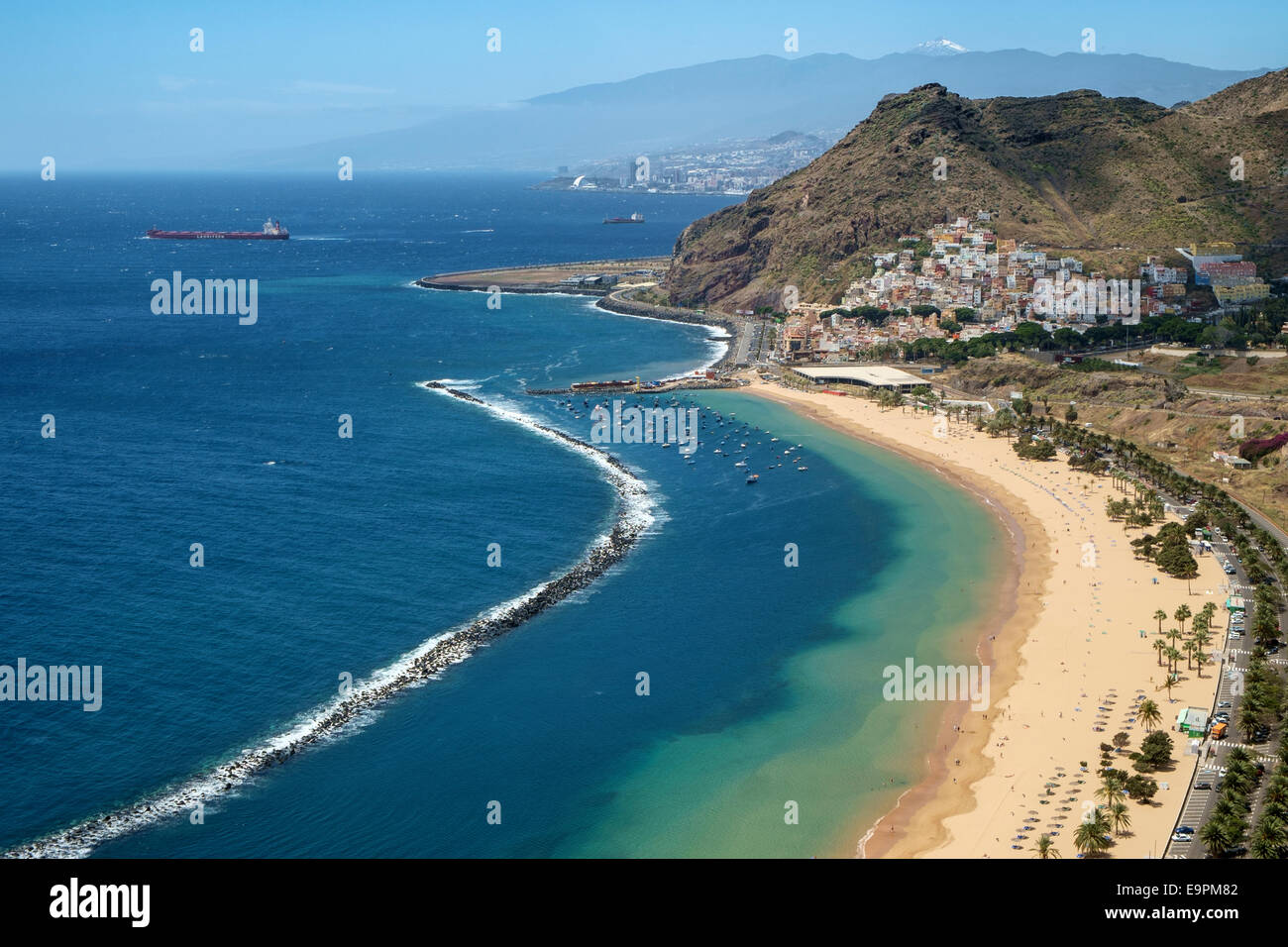 Playa de las teresitas teneriffa -Fotos und -Bildmaterial in hoher Auflösung – Alamy