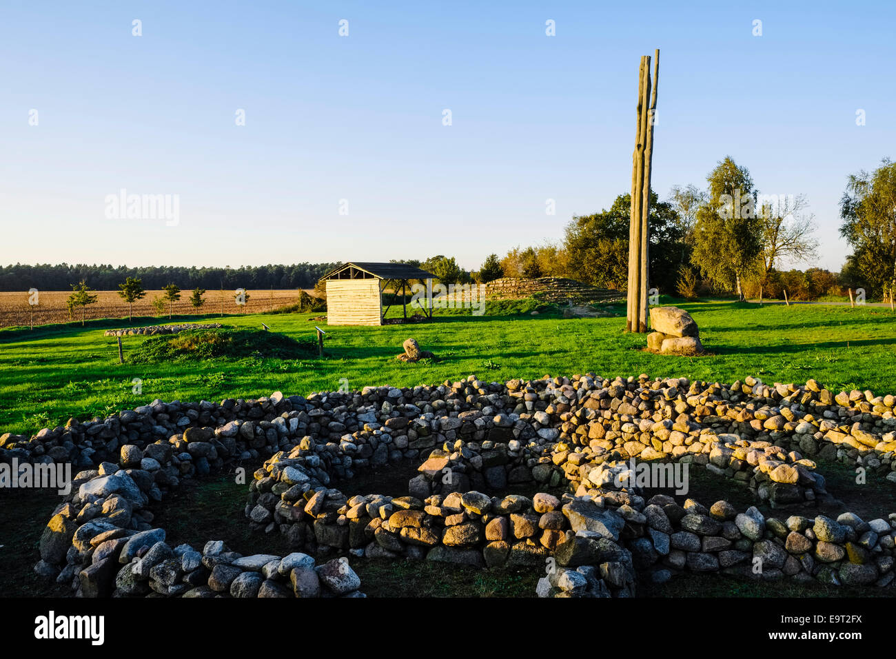 Dummer sehen -Fotos und -Bildmaterial in hoher Auflösung – Alamy