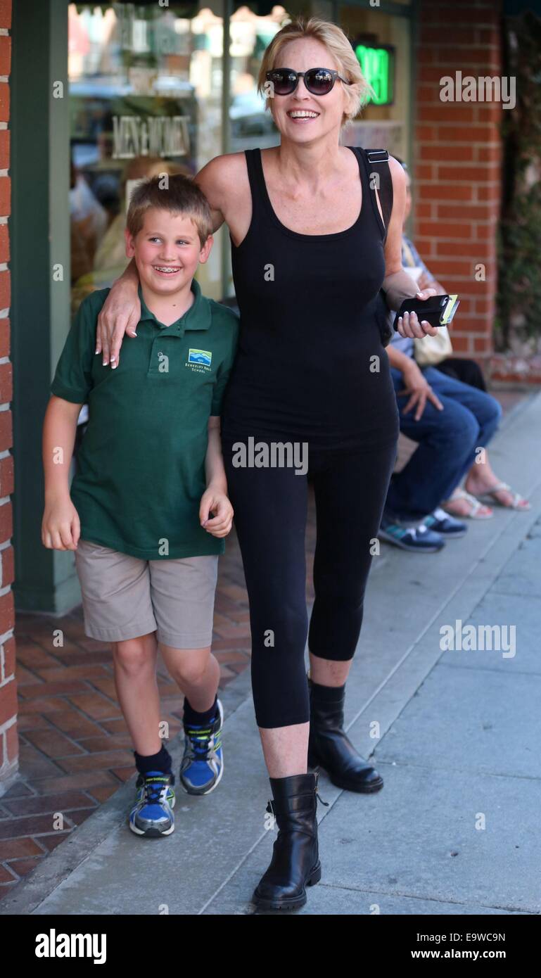 Sharon stone and quinn kelly stone -Fotos und -Bildmaterial in hoher ...