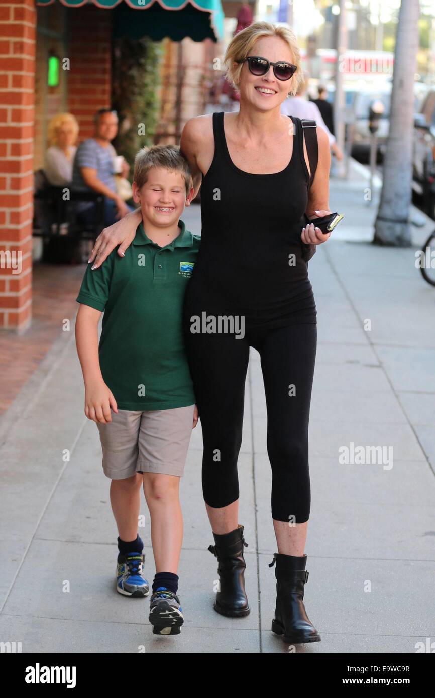 Sharon stone and quinn kelly stone -Fotos und -Bildmaterial in hoher ...