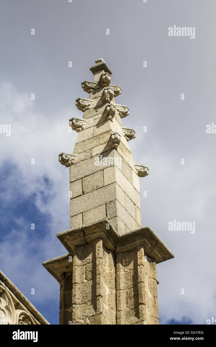 Gothic pinnacle -Fotos und -Bildmaterial in hoher Auflösung – Alamy