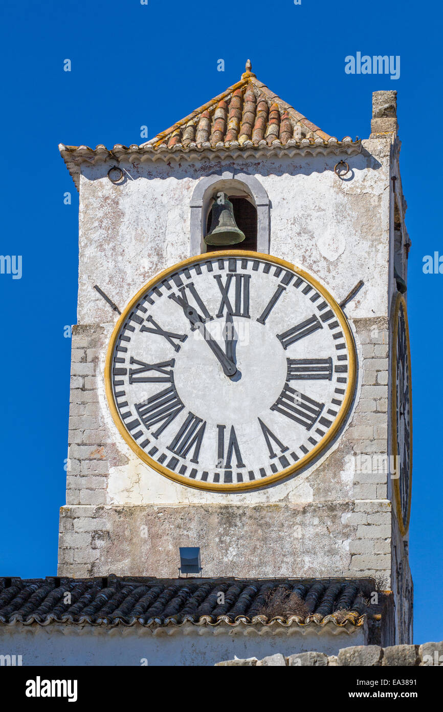 Church clock face tower Stockfotos und -bilder Kaufen - Alamy