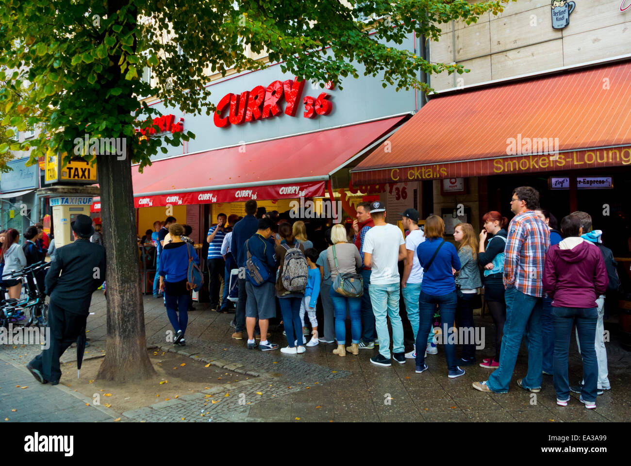 Curry 36 Wurst Restaurant, Mehringdamm Straße, Kreuzberg, West-Berlin ...