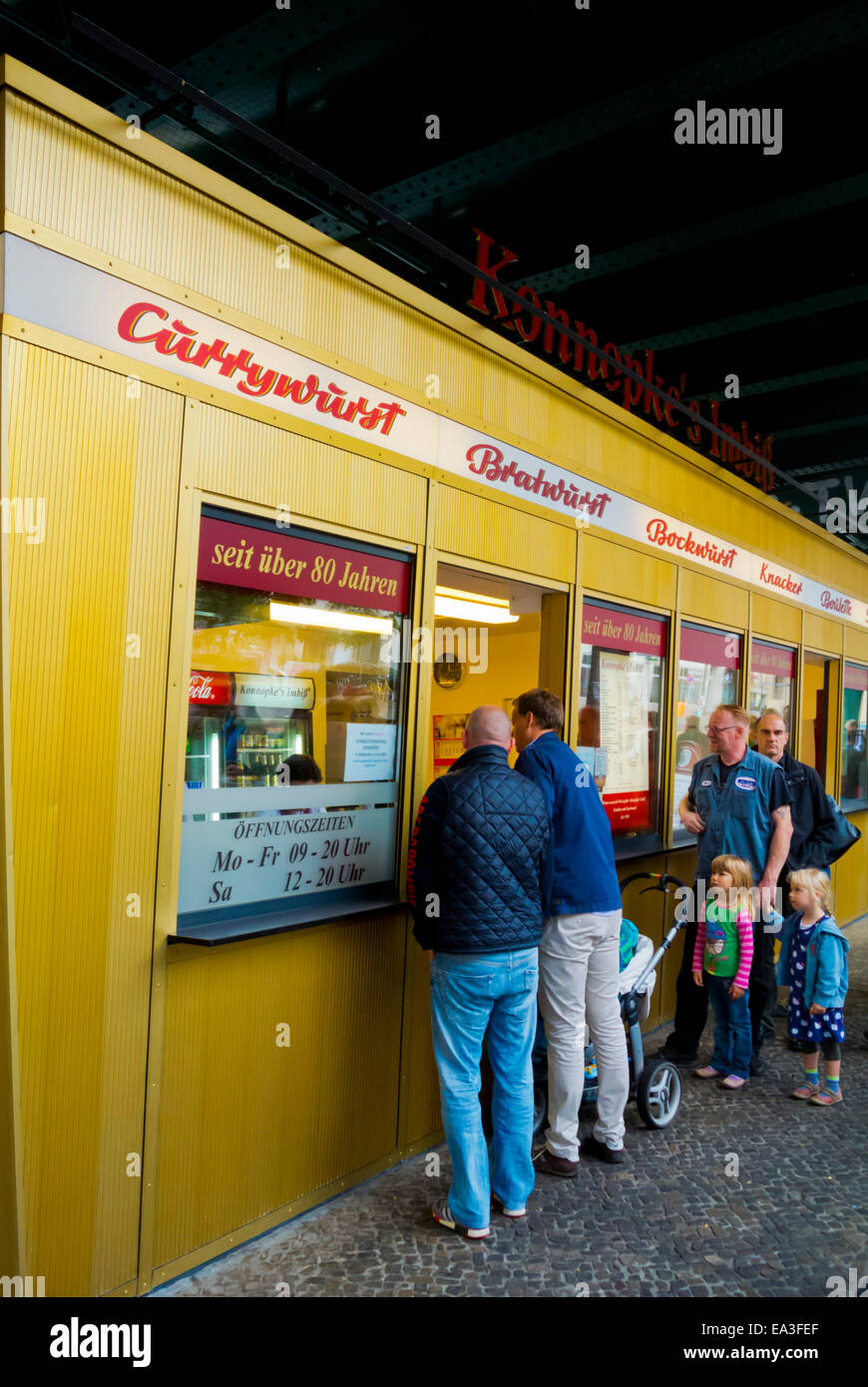 Currywurst currywurststand -Fotos und -Bildmaterial in hoher Auflösung ...