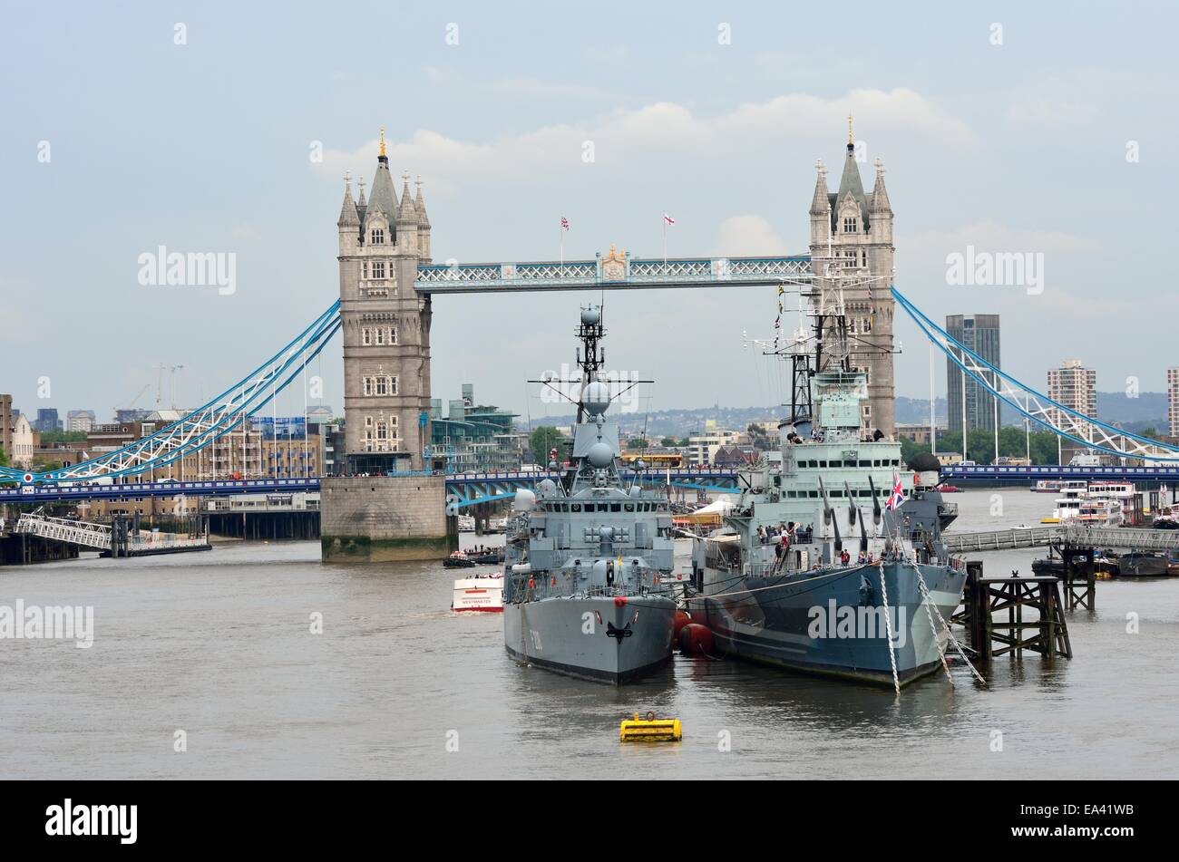 Hms turm -Fotos und -Bildmaterial in hoher Auflösung – Alamy