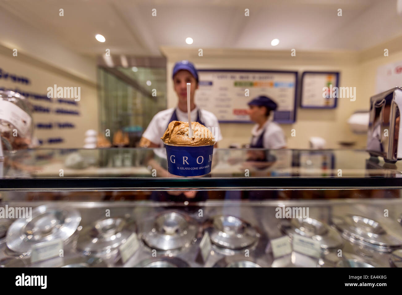Grom Gelateria Stockfotos und -bilder Kaufen - Alamy