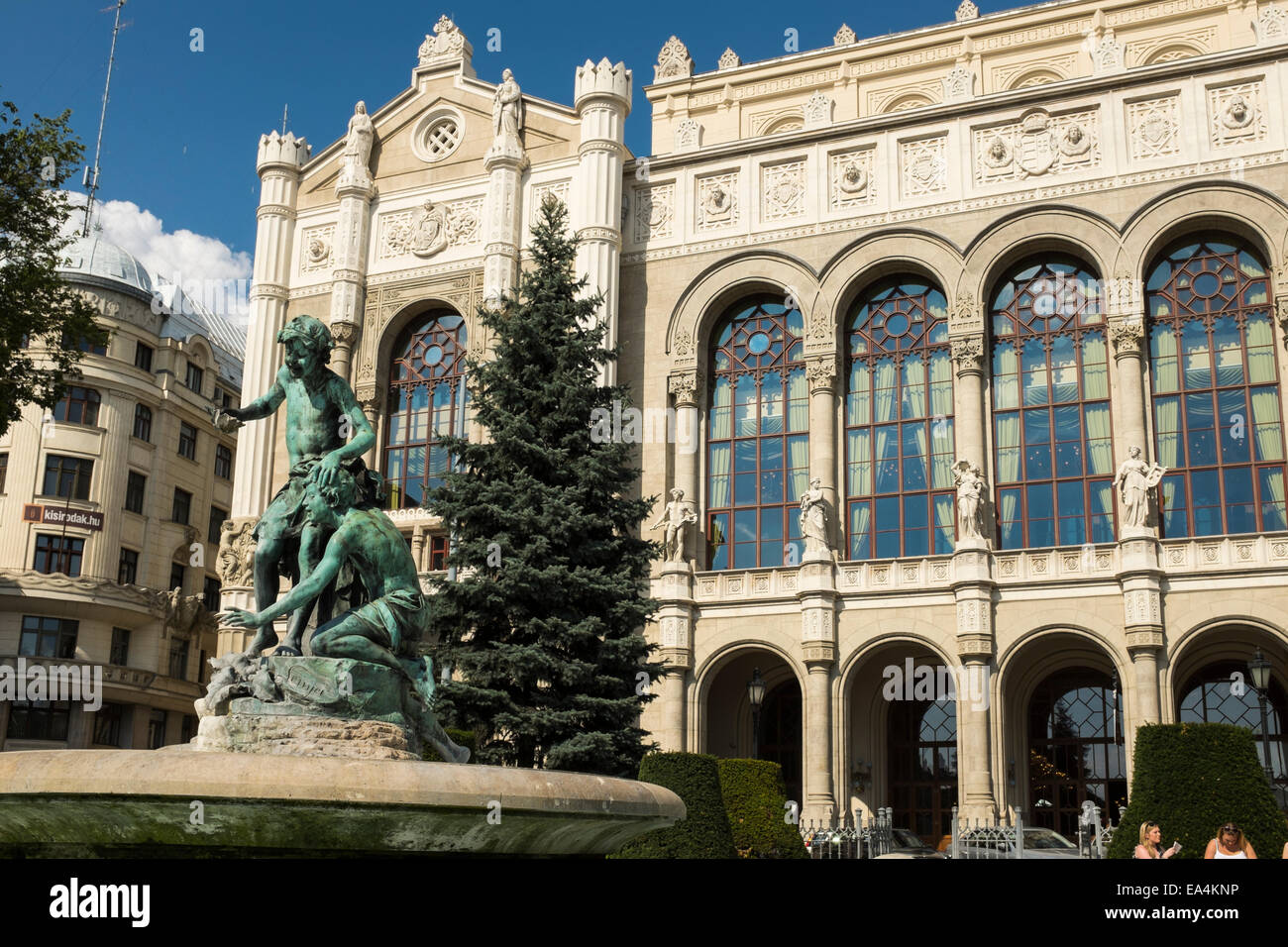 Vigado concert hall -Fotos und -Bildmaterial in hoher Auflösung – Alamy