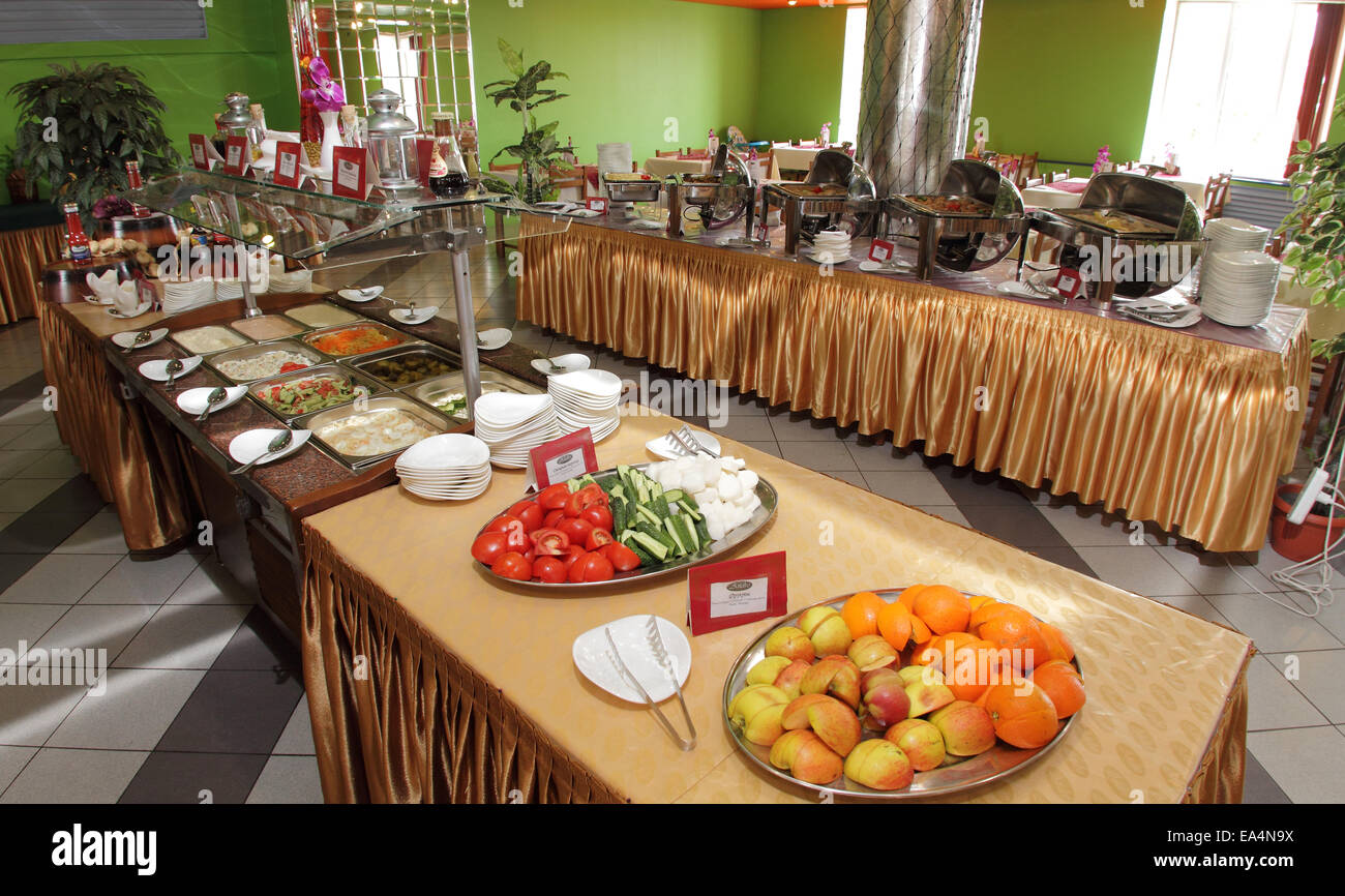 Salate buffettisch -Fotos und -Bildmaterial in hoher Auflösung – Alamy