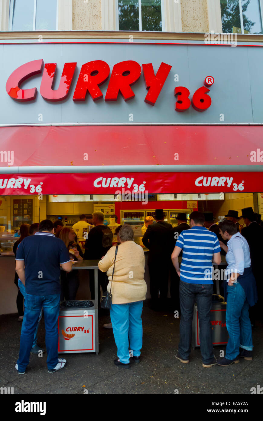 Curry 36 Wurst Restaurant, Mehringdamm Straße, Kreuzberg, West-Berlin ...