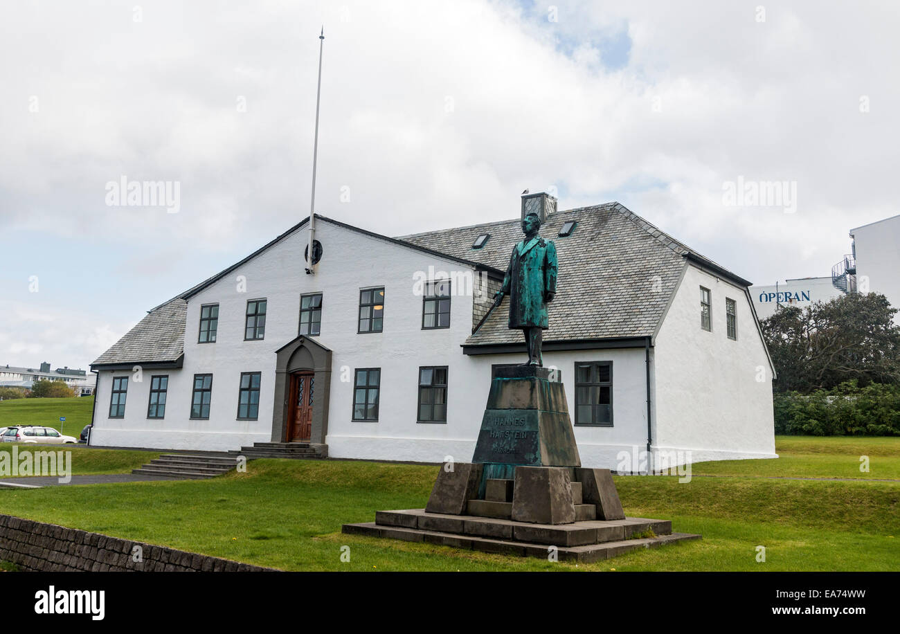 Hannes hafstein statue -Fotos und -Bildmaterial in hoher Auflösung – Alamy