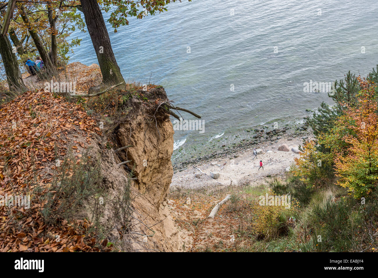 Klippe-wie Küste (Kepa Redlowska) über Ostsee am Rande des Redlowo und ...