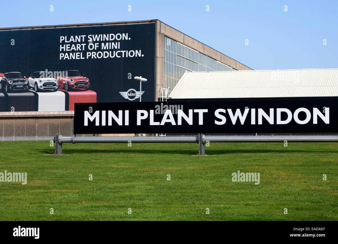 Mini auto pflanze fabrik swindon -Fotos und -Bildmaterial in hoher ...